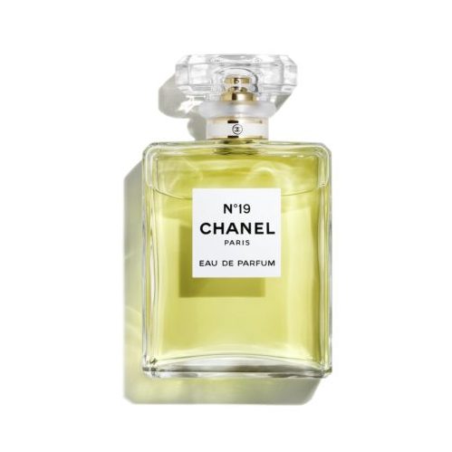 Dans les champs de CHANEL : l'iris Pallida - Esprit de Gabrielle